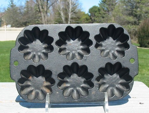 Vtg Cast Iron Emig Baking Mold Cornbread Muffin Cookie Candy Pan 6 ...