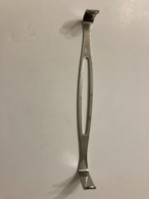 Retractors - Us Army Navy Retractor