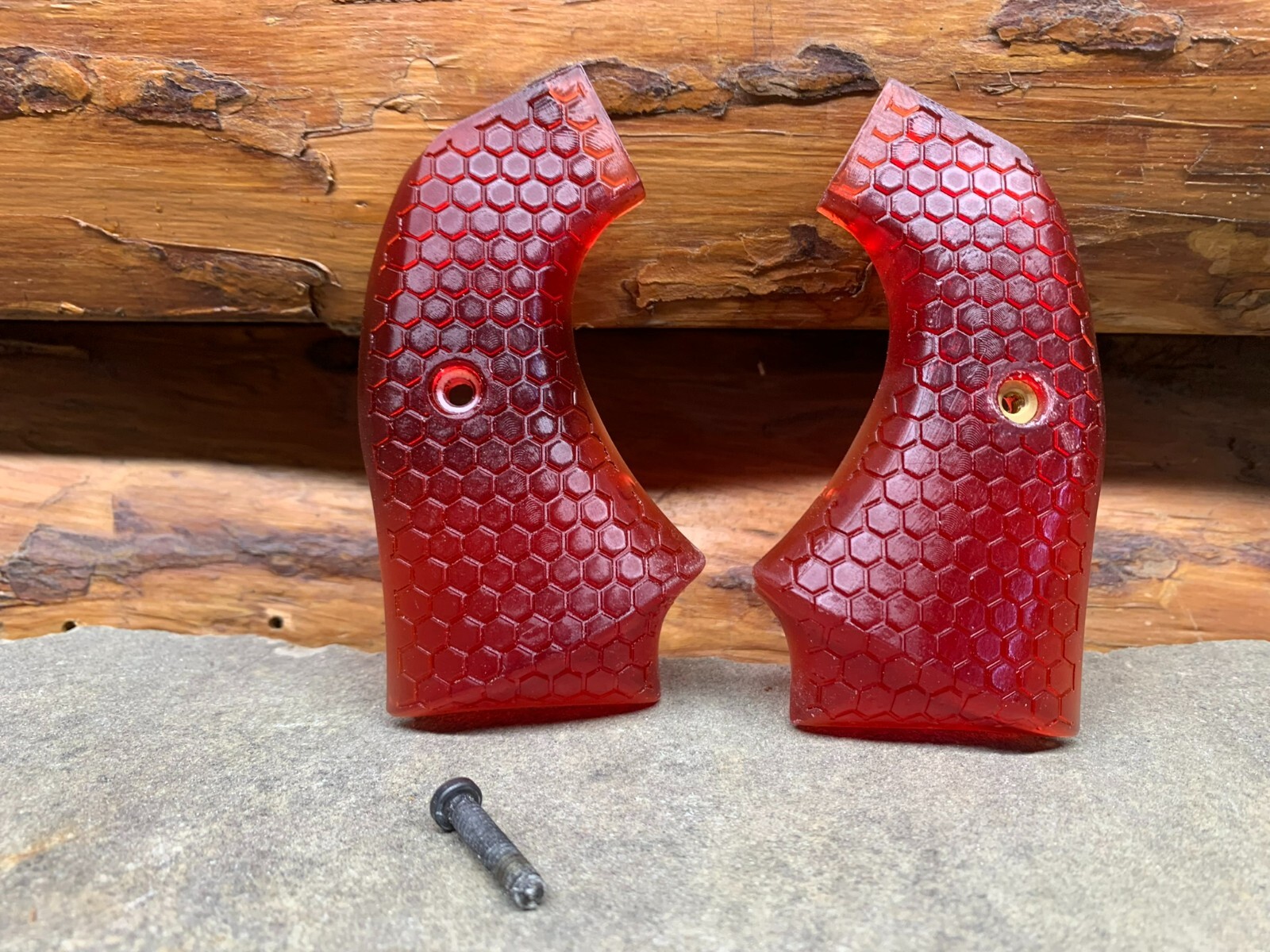 'MAUL' Chiappa SAA 1873 Grips Made in USA Honeycomb Deep Red Extended w ...