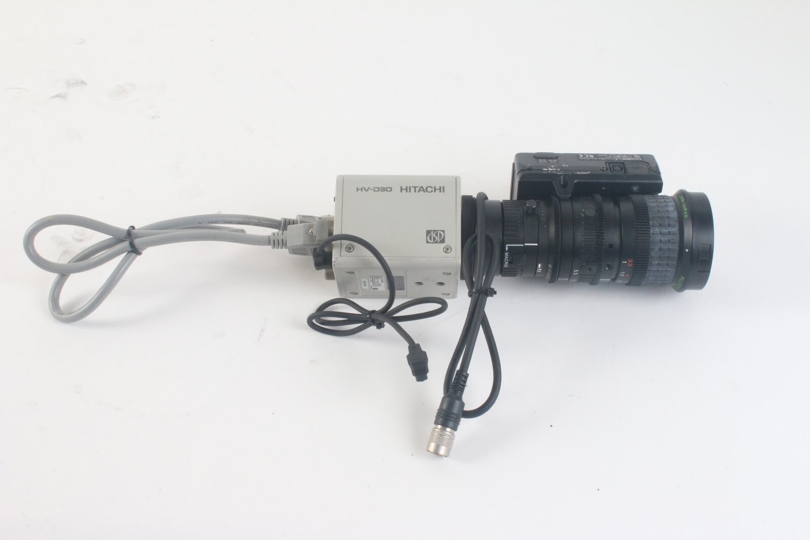Hitachi HV-D30 Color Camera W/ Fujinon TV-ZOOM Lens C-mount and ...