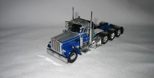 1/64th DCP 749 359 Pete Day Cab Tri-Axle Silver/Blue Small Lift Tire ...