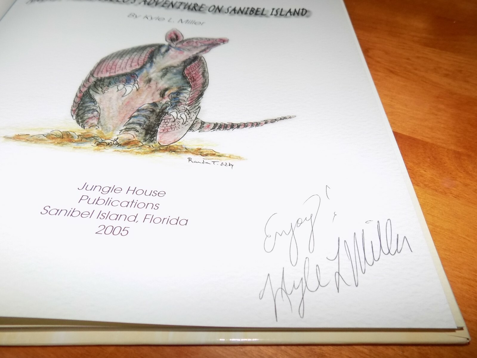 Dillo - A Baby Armadillo's Adventure on Sanibel Island by Kyle Linda ...