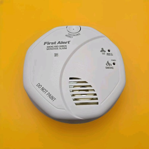 BRK First Alert SCO500B Interconnect Battery Smoke/CO Detector Alarm | eBay