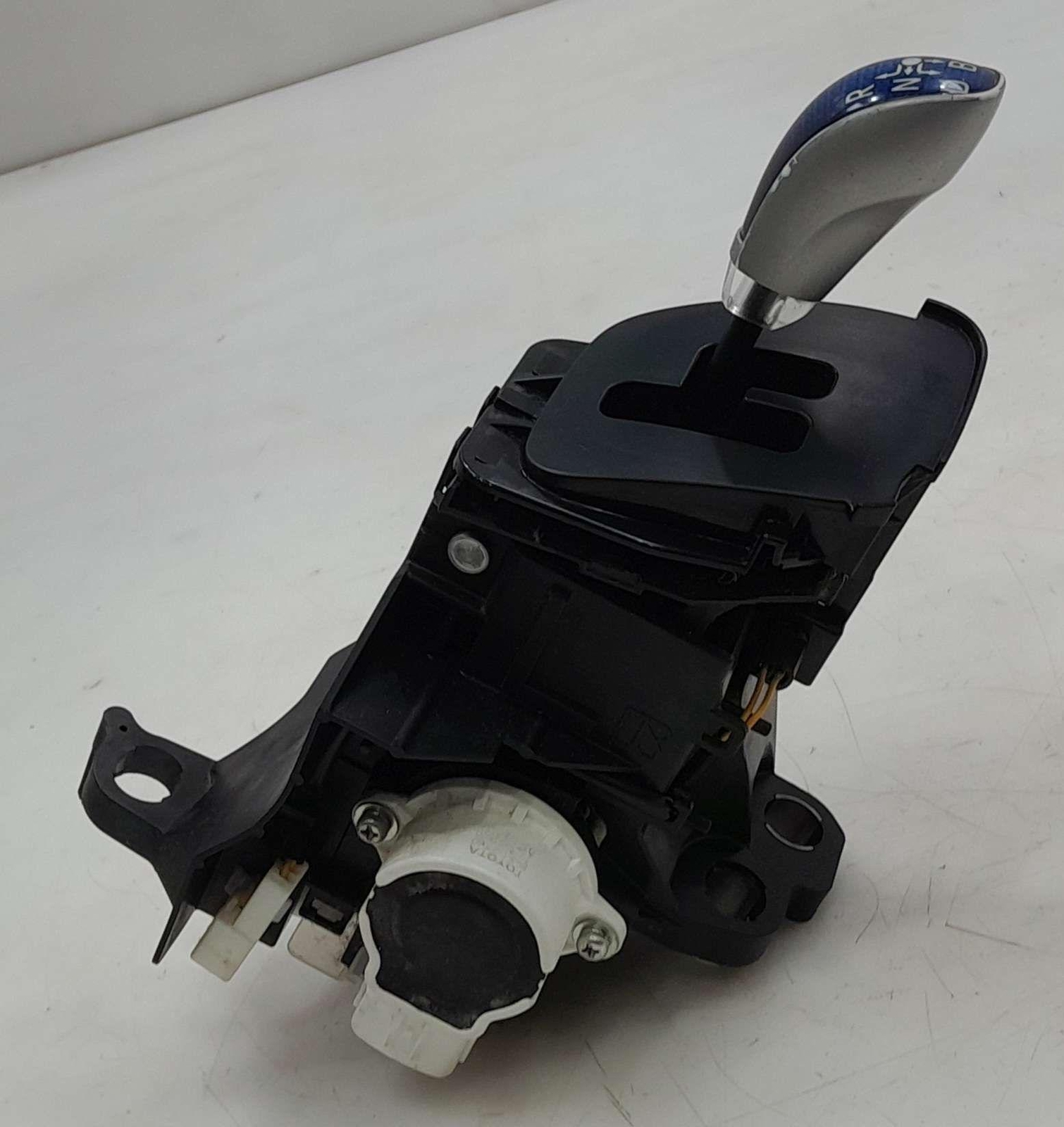 2012 - 2015 Toyota Prius V Automatic Gear Shifter Assembly OEM 33550 ...