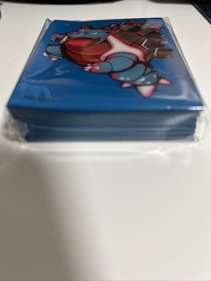 Pokemon TCG - Blastoise VMAX Battle Box Exclusive (65 Sleeves) - New ...
