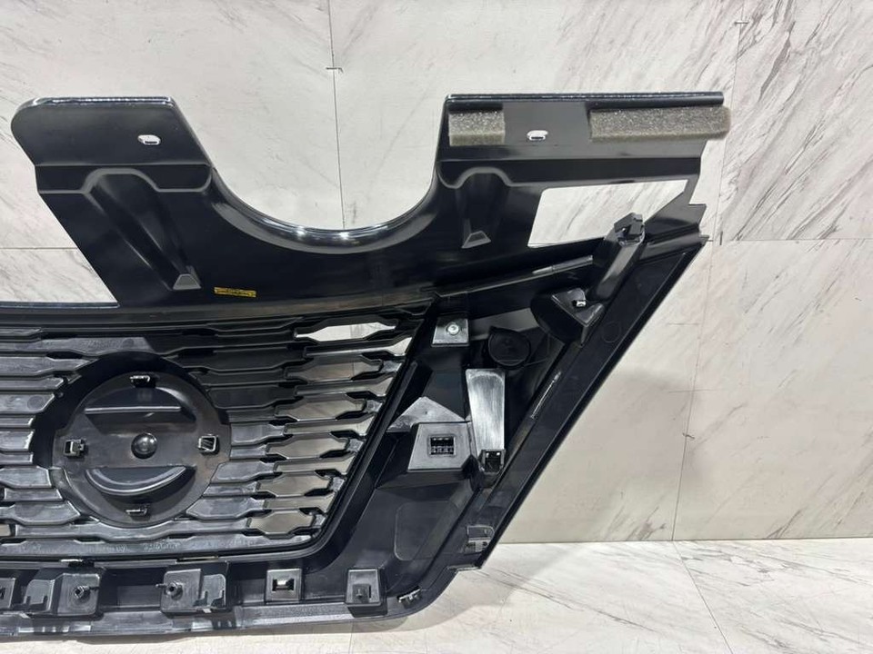 2016 2018 NISSAN ROGUE GRILLE ASSEMBLY OEM UPPER FRONT CENTER GRILL ...