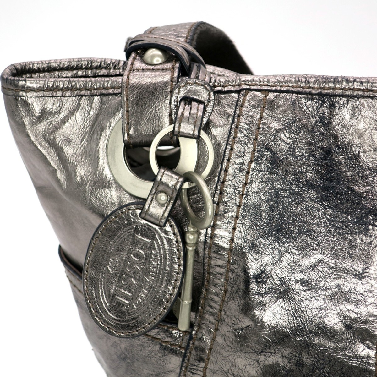 FOSSIL Long Live Vintage Silver Metallic Distressed Leather FOSSIL Long Live Vintage Silver Metallic Distressed Leather