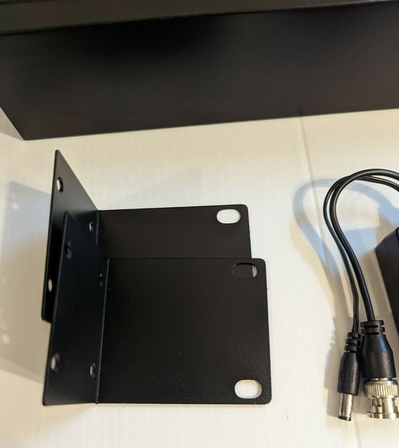 Costar CUTP04HD 4-Channel Power-thru Balun Hubs 4 Channels 200m ...