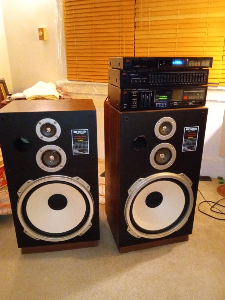 Fisher Stereo Speakers