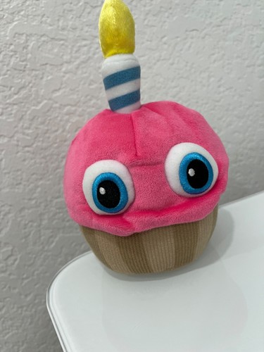 2016 Authentic Five Nights at Freddy’s FNAF Cupcake Plush Pink 8 ...