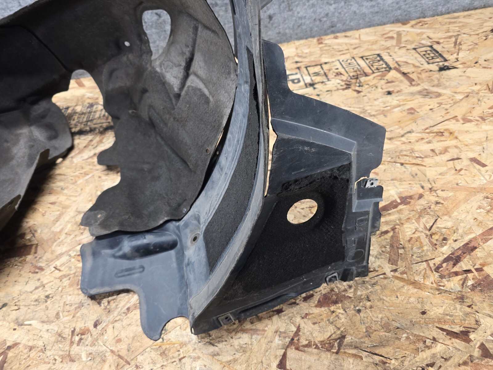 RIGHT SIDE FENDER LINER SPLASH SHIELD COVER ASSEMBLY OEM 2016-2018 AUDI ...