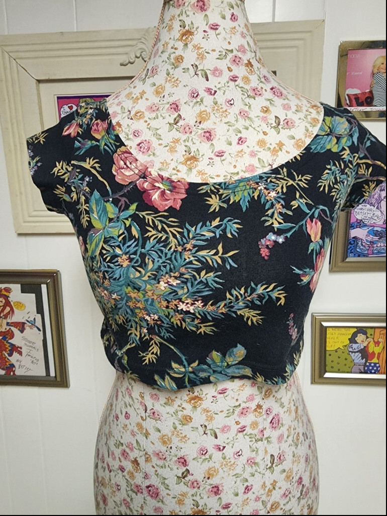 Rare Vintage Betsey Johnson crop top - Gem