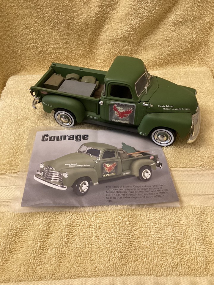 2014 USMC HAMILTON COLLECTION Courage Collection TRUCK | eBay
