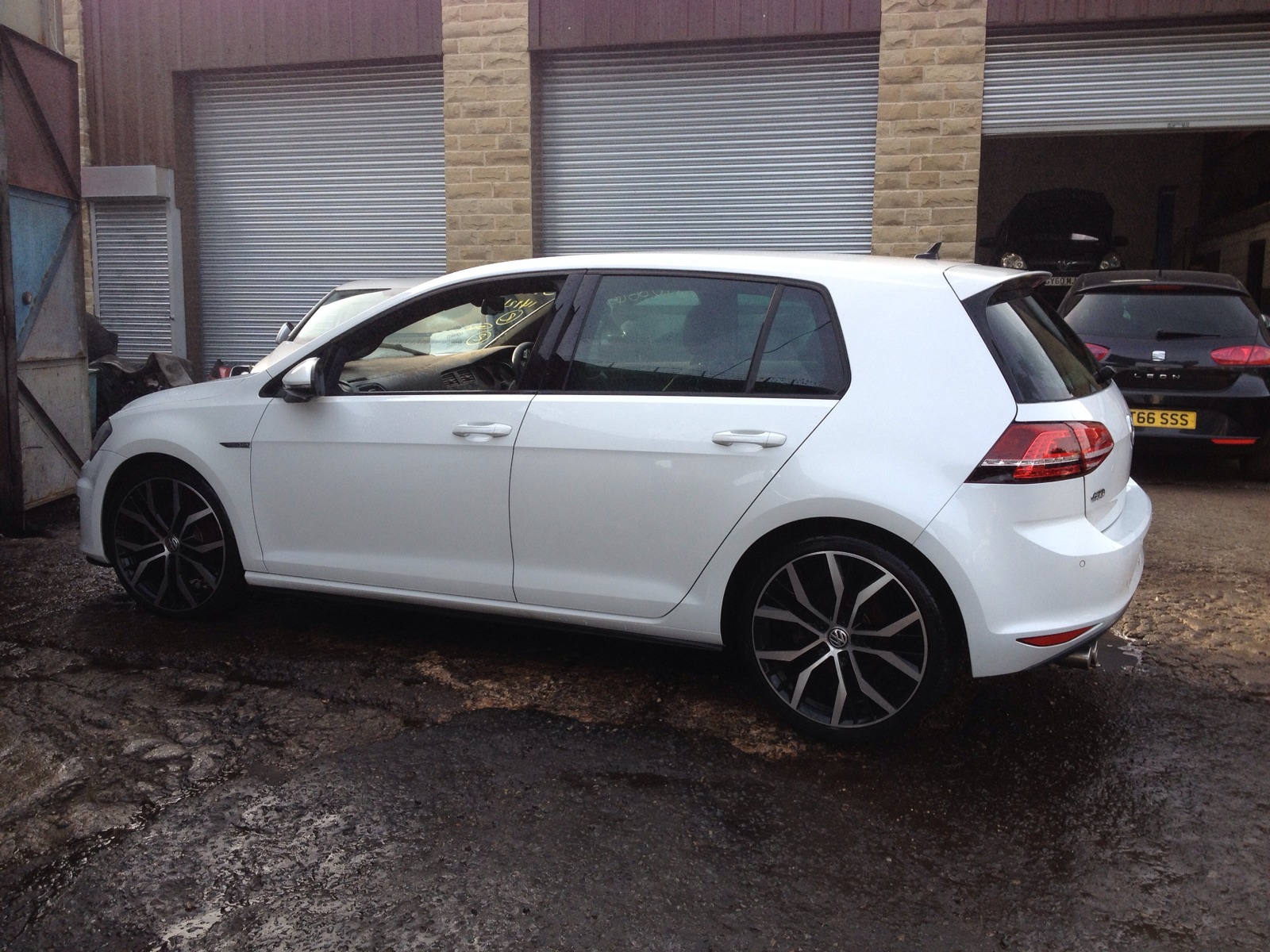 Volkswagen Golf Mk7 GTD breaking rear hub from 2013 To 2016 | eBay UK