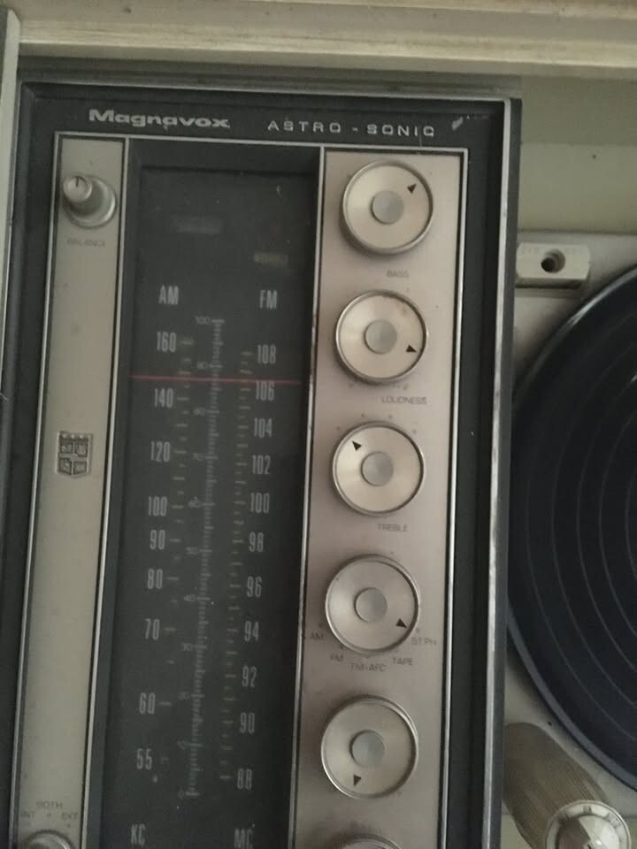 Vintage 1960s Magnavox Astro Sonic Console Stereo w/ Record Player w/ 30 records | eBay