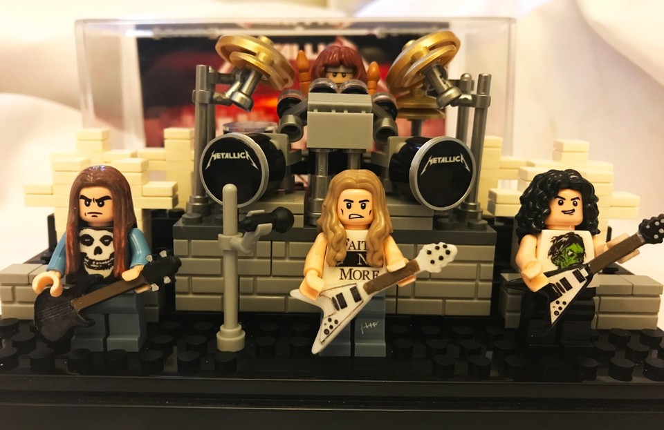 *NEW* METALLICA 3 (PUPPETS) DELUXE edn mini figure kit + lights! Block ...