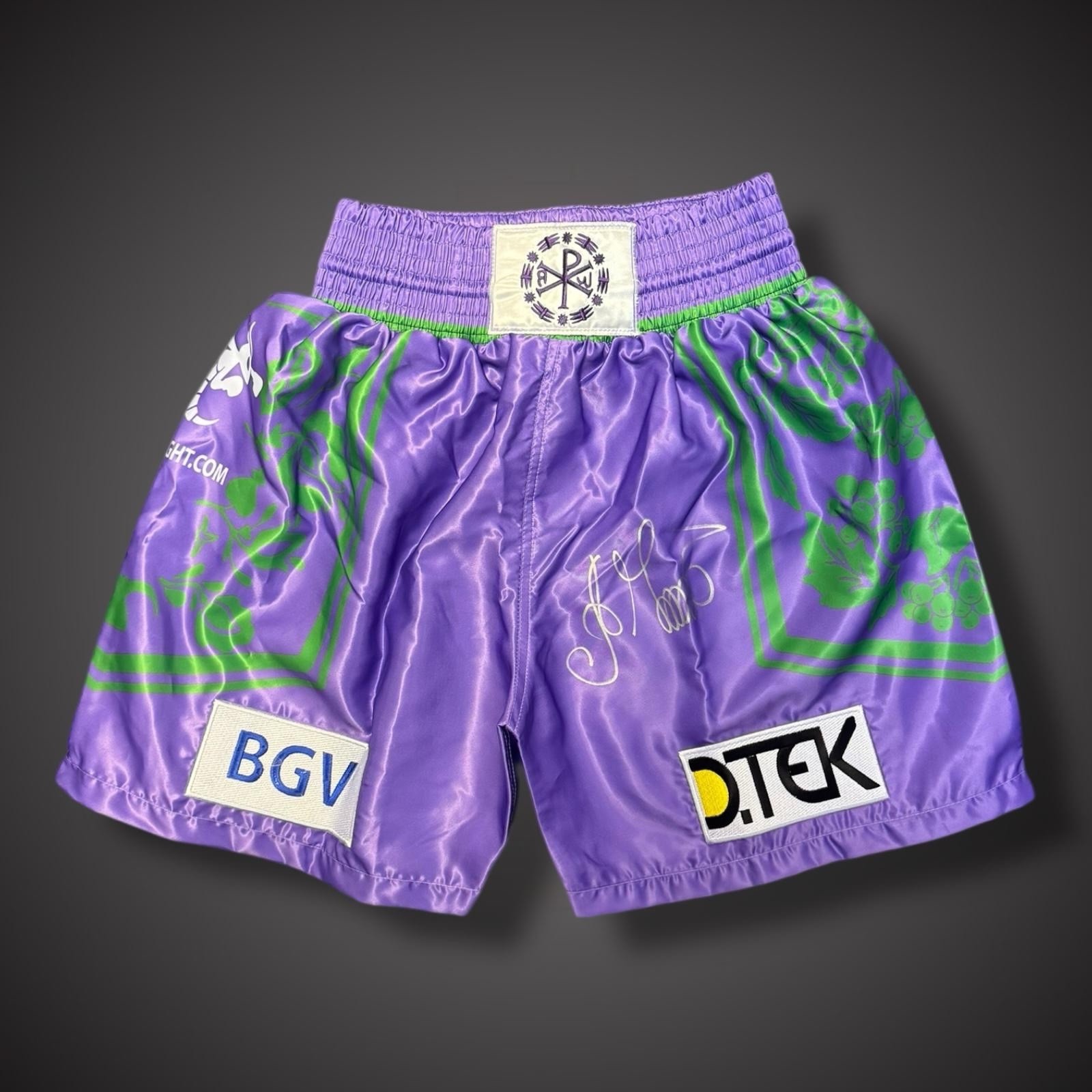 Oleksandr Usyk Hand Signed Boxing Shorts With COA £399 | eBay