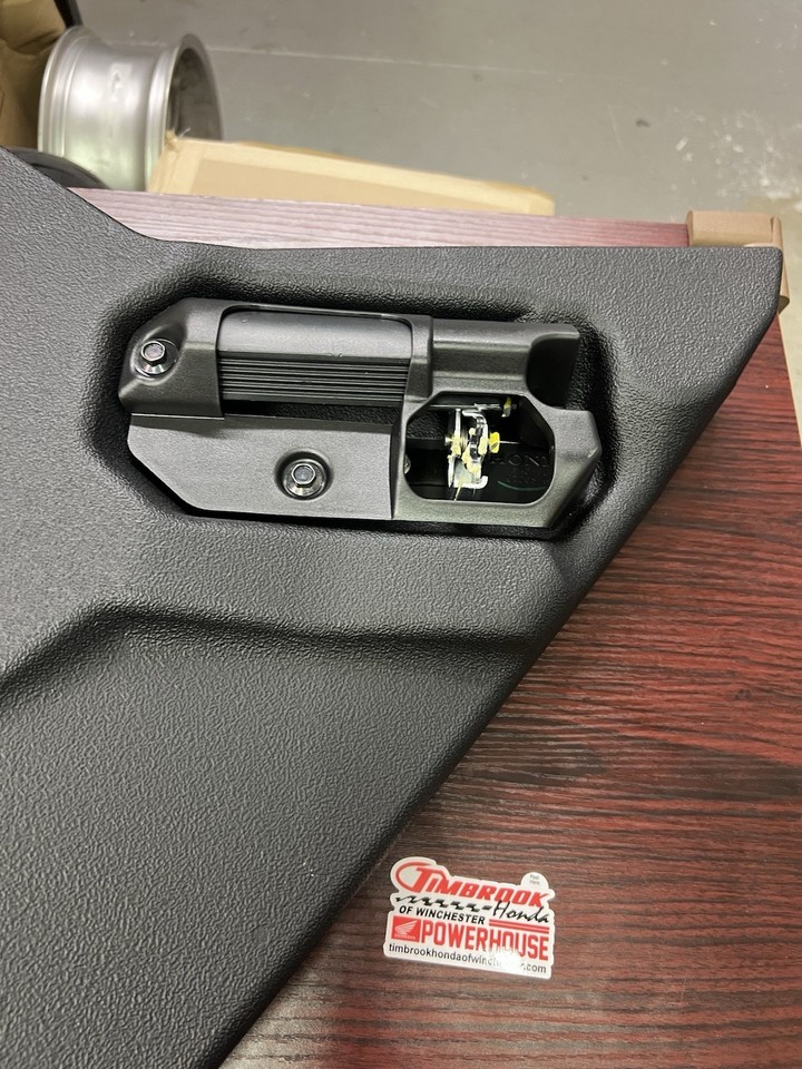 Genuine OEM Front R Door For 2025 Honda Pioneer 700 - 67205-HL3-A00ZA ...