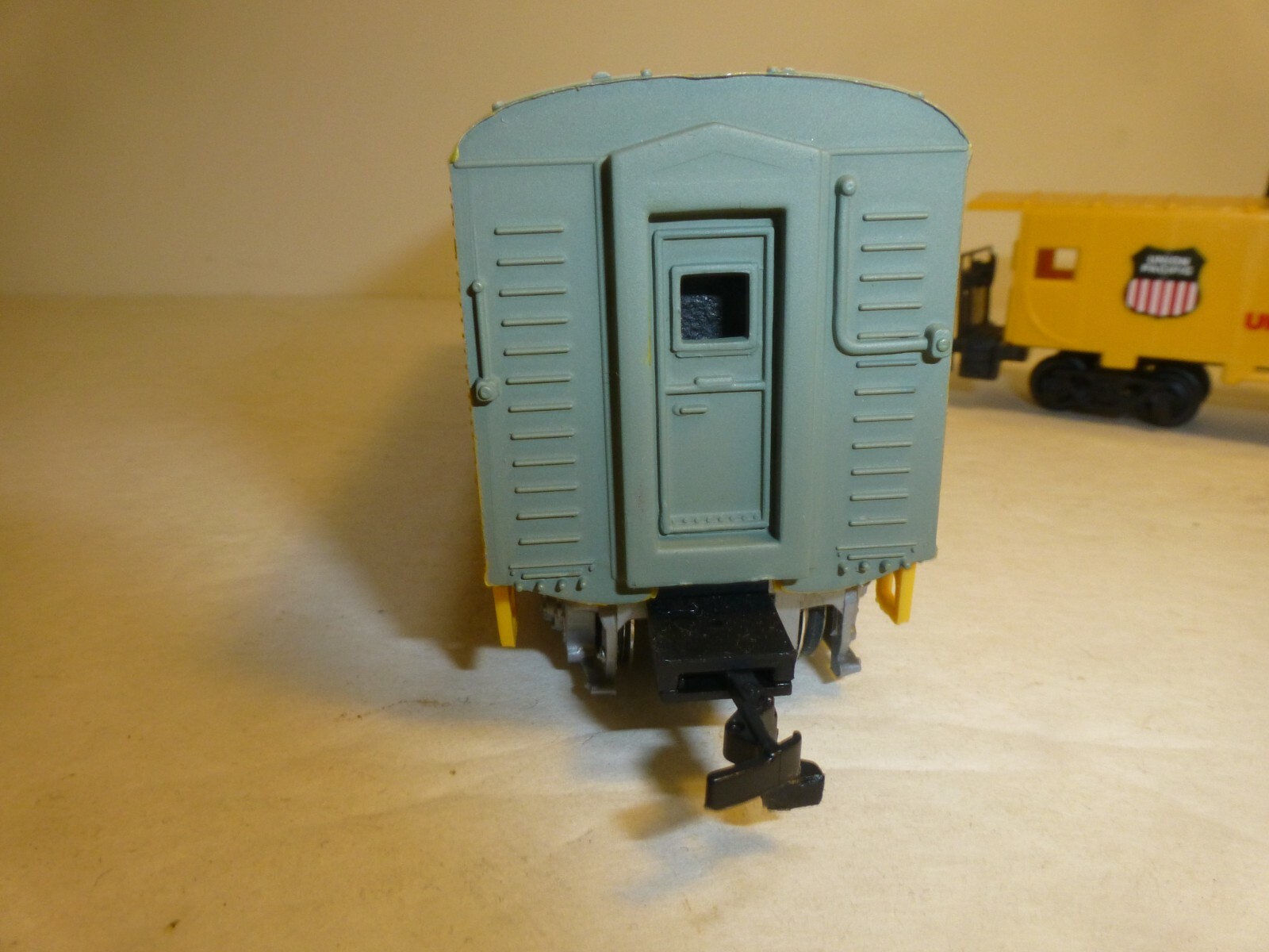 Bachmann Union Pacific 1206 Locomotive (untested) and Caboose | eBay