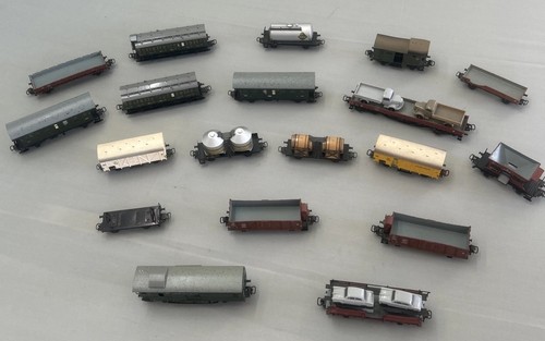 Huge Lot Of 20 Antique Marklin HO Train Cars From Germany | eBay