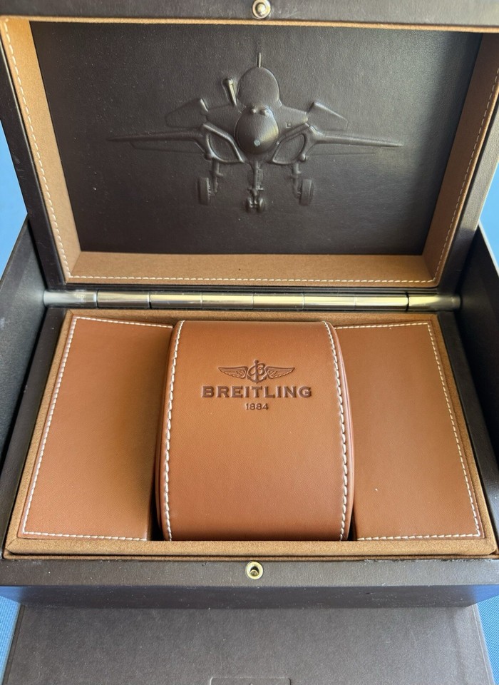Breitling Navitimer. Box, Rose Gold. 46m. Panda dial. Box, Manual ...