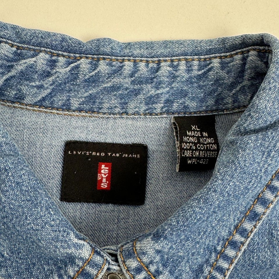 Vintage Levis Button Up Denim Shirt Metal Buttons Pocket 90s Y2K Mens ...