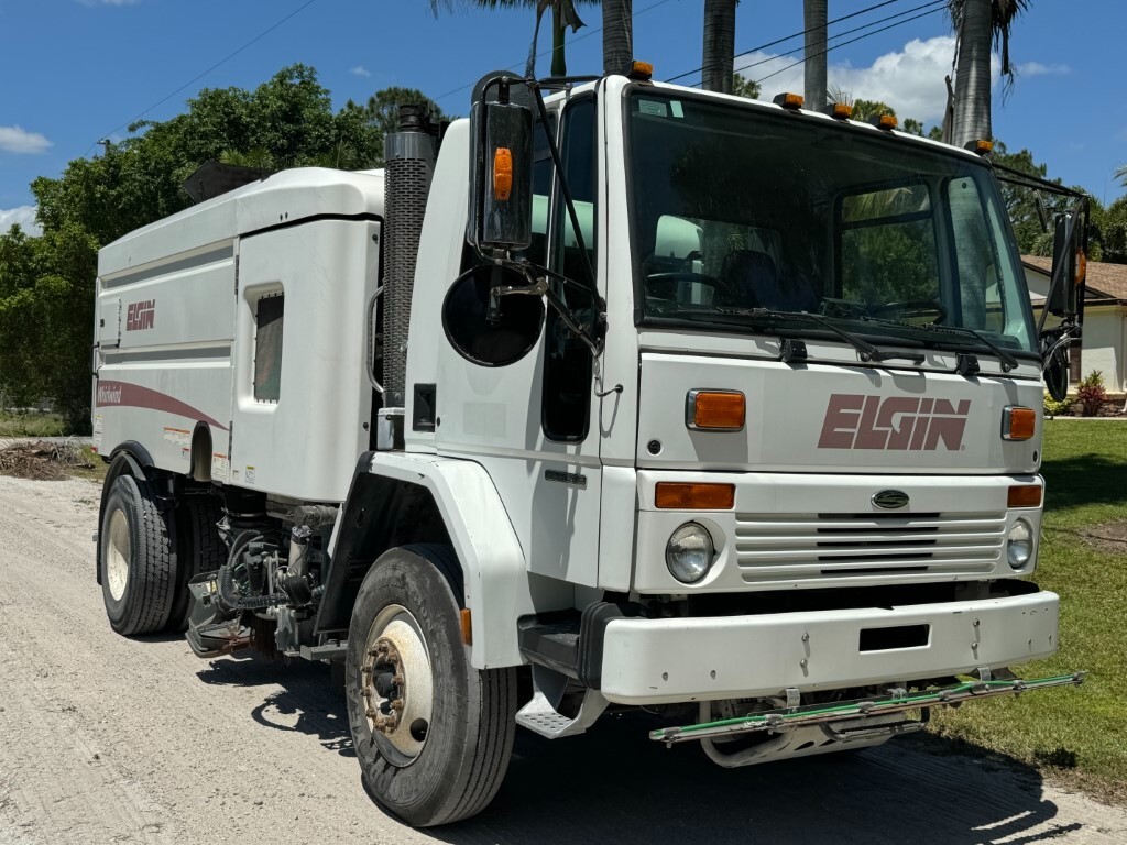 Elgin Whirlwind Commercial Street Sweeper, MUST SELL Make Offers only ...