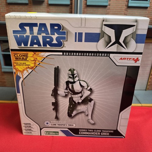 Star Wars Clone Wars COMMANDER GREE ArtFX Figure Series Two Troopers ...