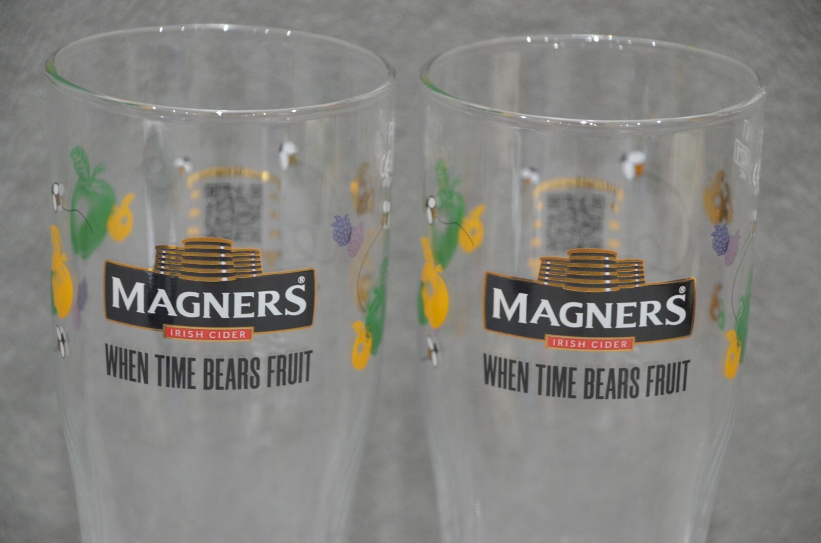 2x Magners Irish Cider One Pint Glass New Colour Fruits Logo CE M21 ...