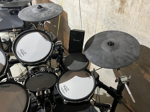 Roland td 30 drum kit With PM-3 Speaker System | eBay