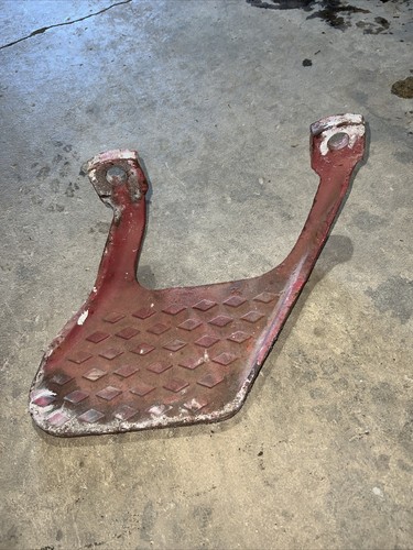 IH International Harvester Farmall Step 397133R1 | eBay
