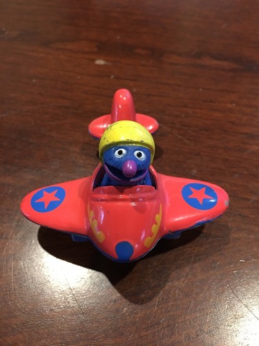 1986 MUPPETS, INC., PLAYSKOOL, INC GROVER IN A PLANE | eBay