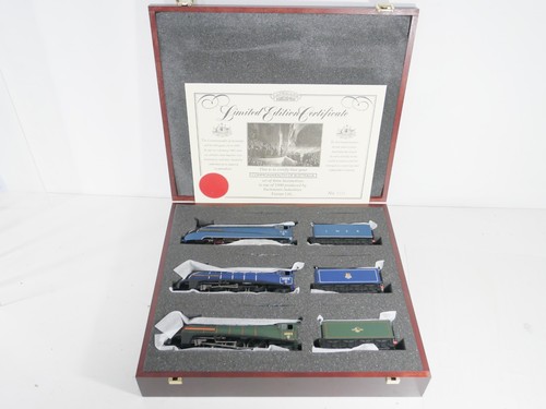 Bachmann OO Gauge Steam Locomotive A4 Commonwealth of Australia Ltd ...