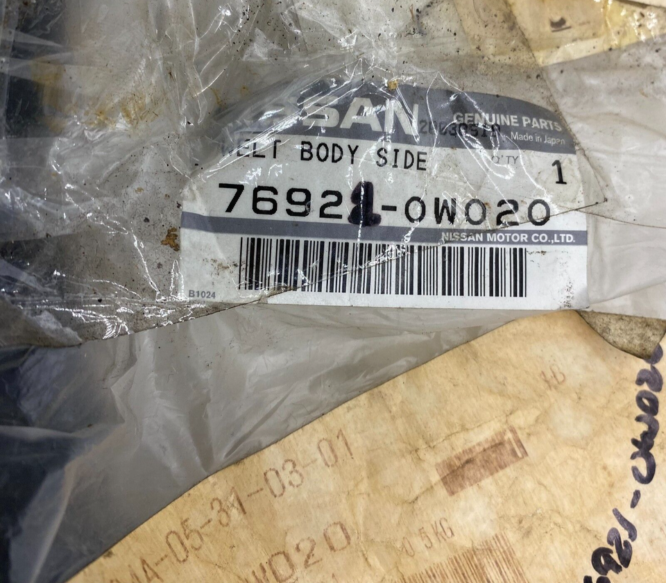 NISSAN OEM 76921-0W020 Welt Body Side Front RH - GENUINE--FREE SHIPPING ...