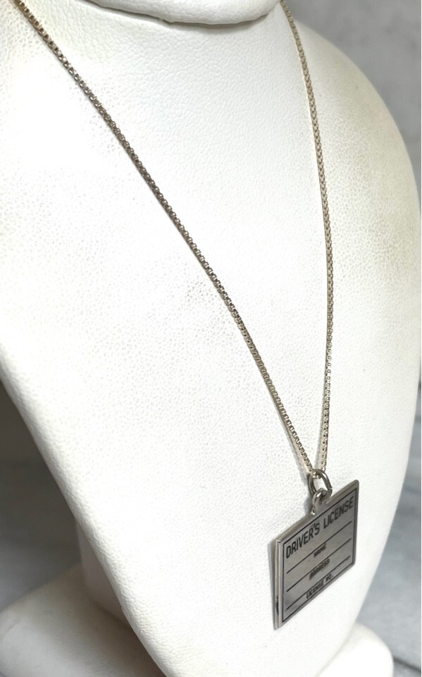 925 STERLING SILVER DRIVER'S LICENSE PENDANT NECKLACE - Gem