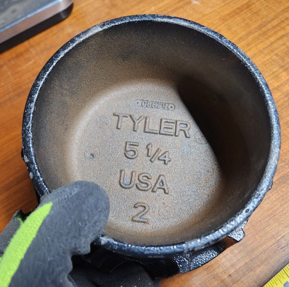 Tyler Union 145325 5-1/4" Cast Iron Valve Box Lid for Water Appl Non ...