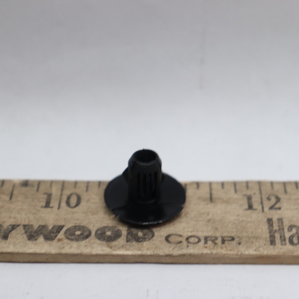 (20-Pk) Binb Road Rear Body Panel Trim Panel Clip 0009914795 | eBay