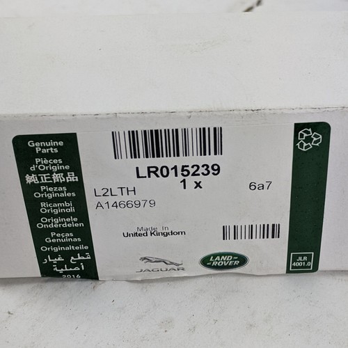 GENUINE Land Rover Discovery 4 Front Bumper Parking Sensor Retainer ...