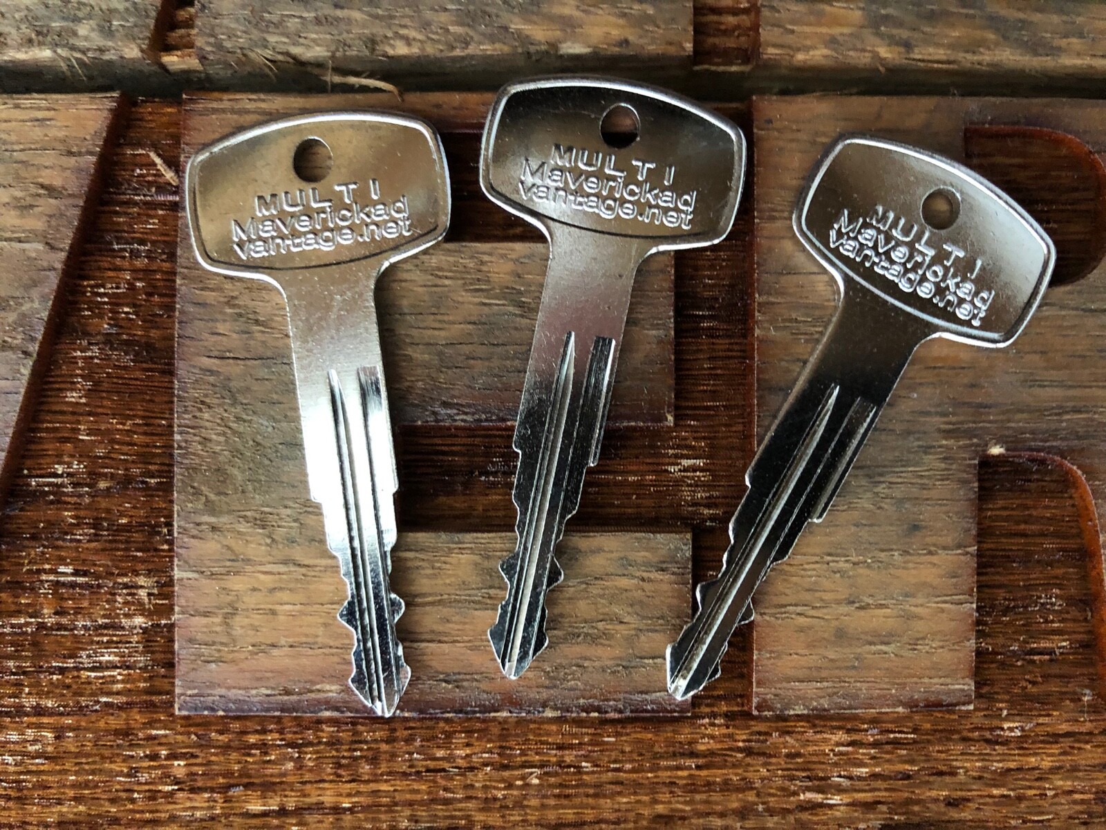 3 keys for Multiquip Heavy Equipment Generator Light Towers | eBay