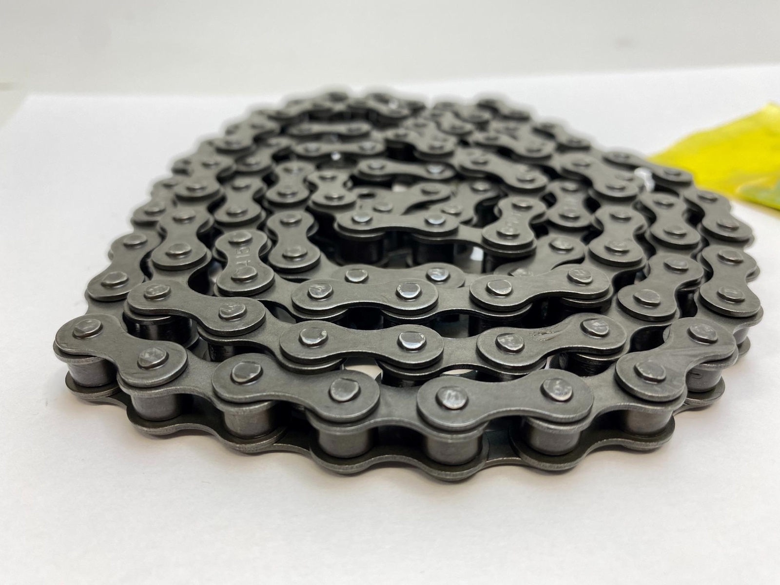 KMC 415 Bike Chain 110 Links Black for sale online | eBay