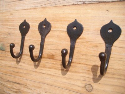 Haken-Set (4 Stück) geschmiedete Haken Wandhaken Garderobenhaken Eisen ...