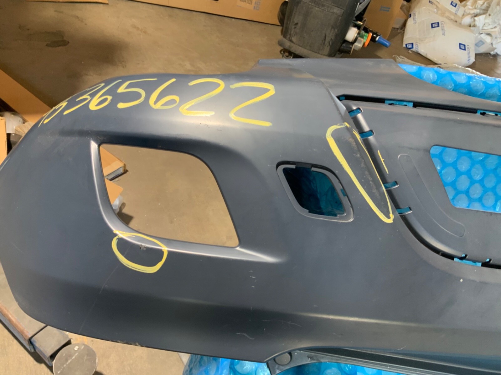 Buick GM OEM 13-16 Encore Rear Bumper-cover 95365622 for sale online | eBay