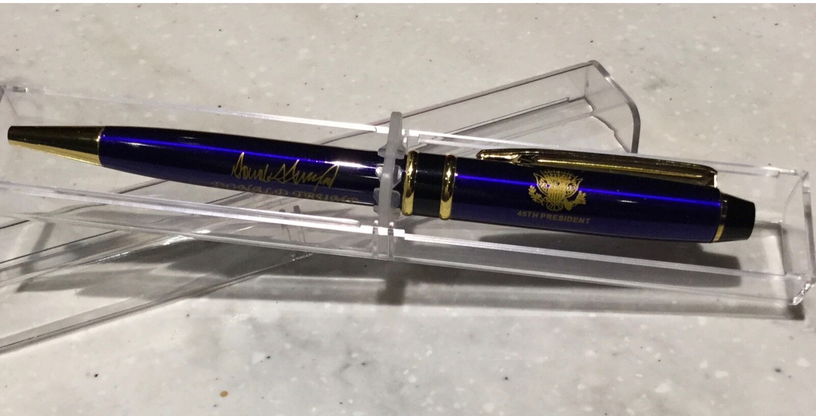 TRUMP 1 PEN GOLD SIGNED EAGLE SEAL BLUE PRESIDENT DONALD MAGA GOP ...