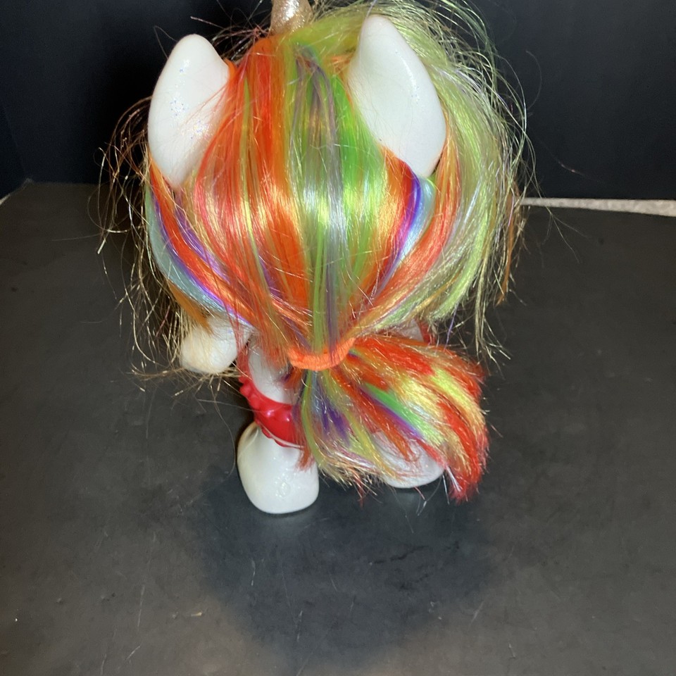 MGA Entertainment Poopsie Dancing Singing Unicorn Toy Rainbow ...