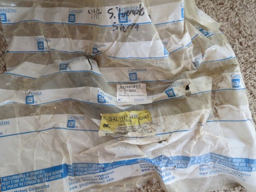 OEM Genuine Steering Idler Arm Kit GM 19178433 (40023576-Housing ...