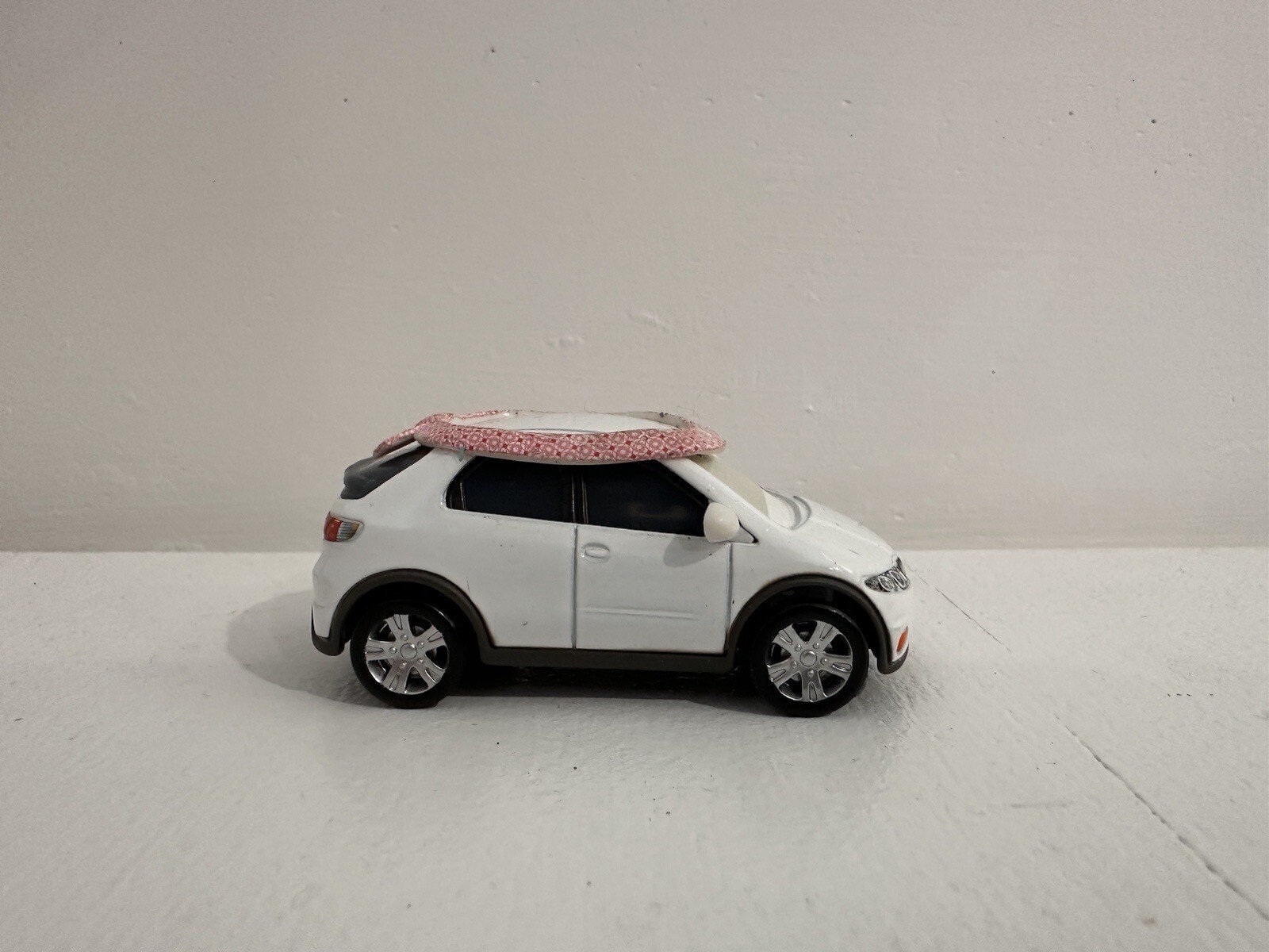 Disney Pixar Cars 2 Mike Fuse Diecast 1:55 MISSING TRAY PIECE | eBay