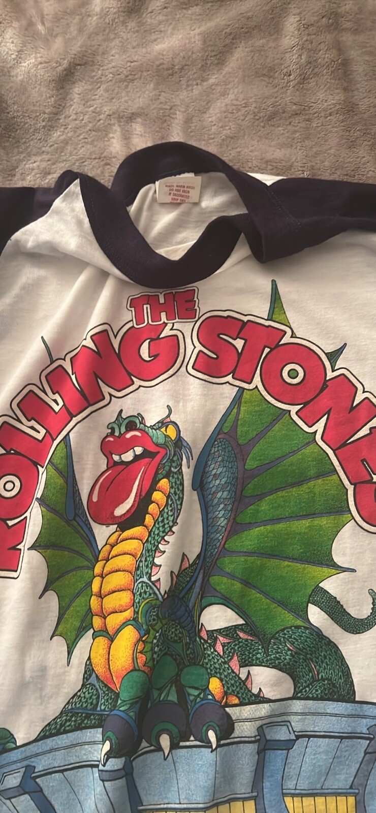 1981 vintage Rolling Stone shirt, never worn original… - Gem