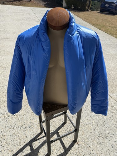 Yeezy YZY x GAP Round Jacket Blue Puffer - Size Medium | eBay