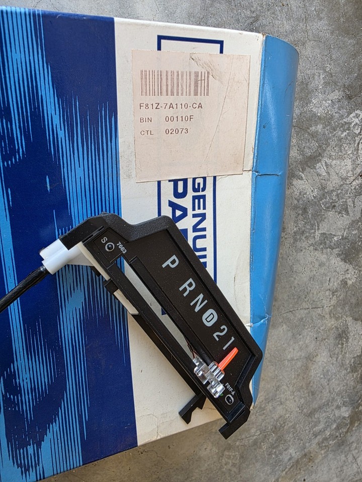 F81Z-7A110-CA Genuine Ford Shift Indicator F-150 EXPEDTION NAVIGATOR | eBay