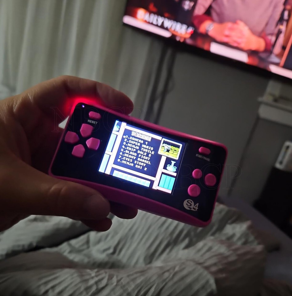 2.5 in LCD Screen Handheld Portable Retro Video Game Player Built-in ...